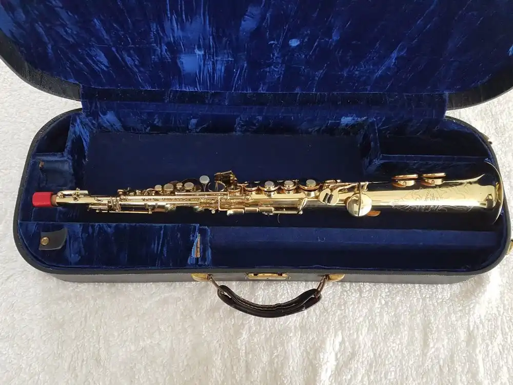 SOLD on Cafesaxophone - One piece soprano - needs some fettling